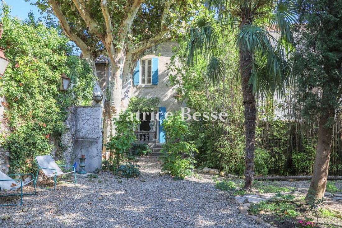 Within Avignon’s Ramparts, A In Avignon, Provence Alpes Côte D'azur ...