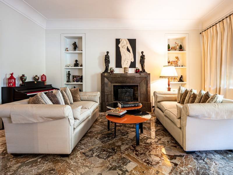 Apartment For Sale On Via Moena, Cortina D'ampezzo In Rome, Lazio ...