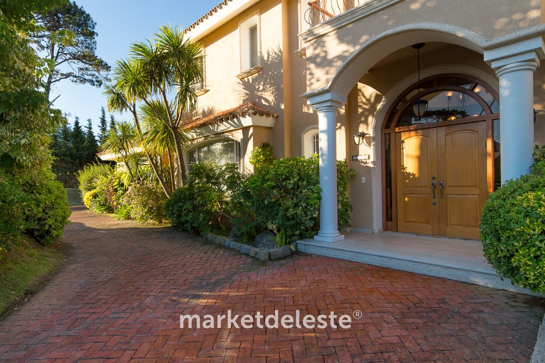 House In Punta Del Este In Punta Del Este, Maldonado Department ...