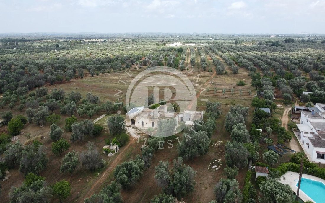 Authentische Masseria Mit In Ceglie Messapica, Apulien, Italien Zu ...