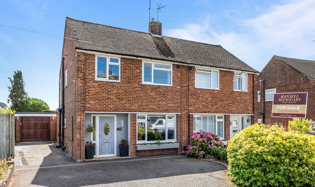 House Horsham In Horsham, England, United Kingdom For Sale (15946953)