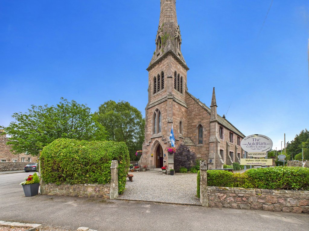 The Auld Kirk, Located On Braemar Road In In Ballater, Scotland, United ...