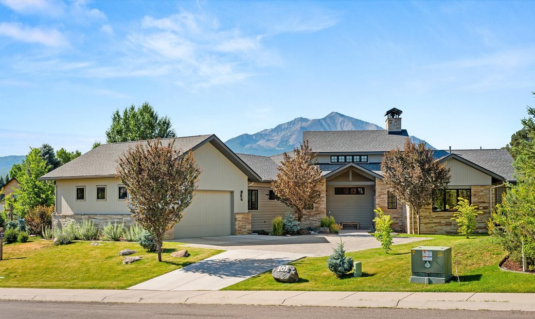 Rare And Beautiful Single Level Home In In Carbondale, Colorado, United ...