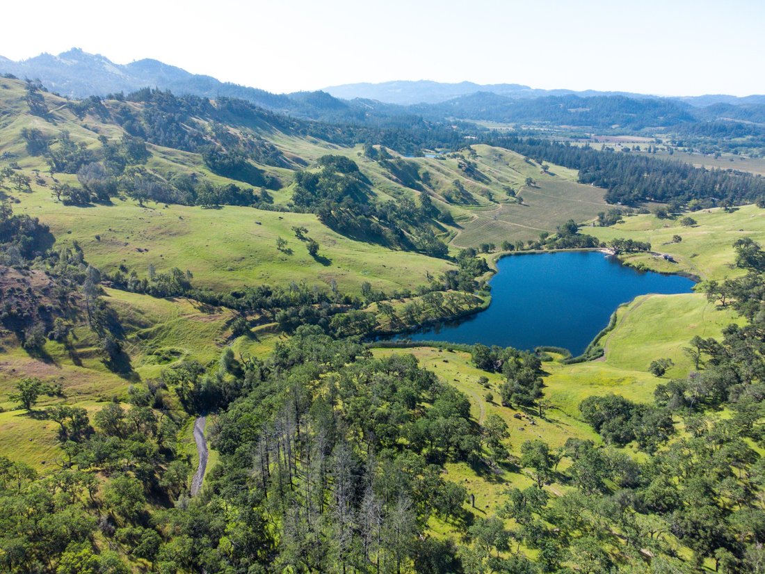 2099 Acre Recreational Ranch In In Calistoga, California, United States ...