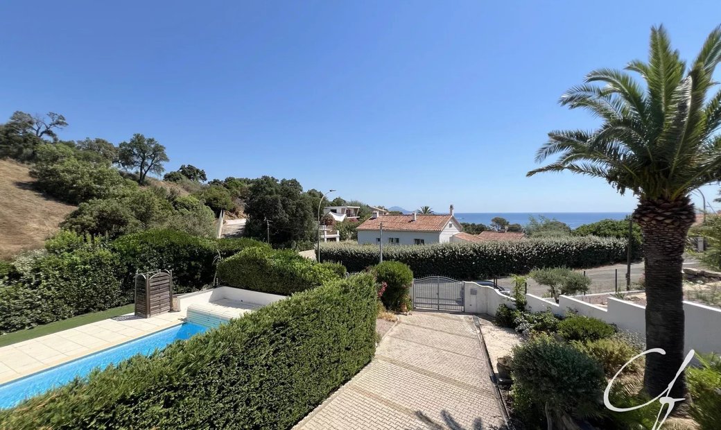 Villa With Sea In Roquebrune Sur Argens, Provence Alpes Côte D'azur ...