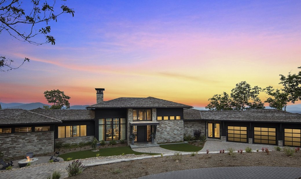 Refined Living Above The Fairways In Mills River, North Carolina ...