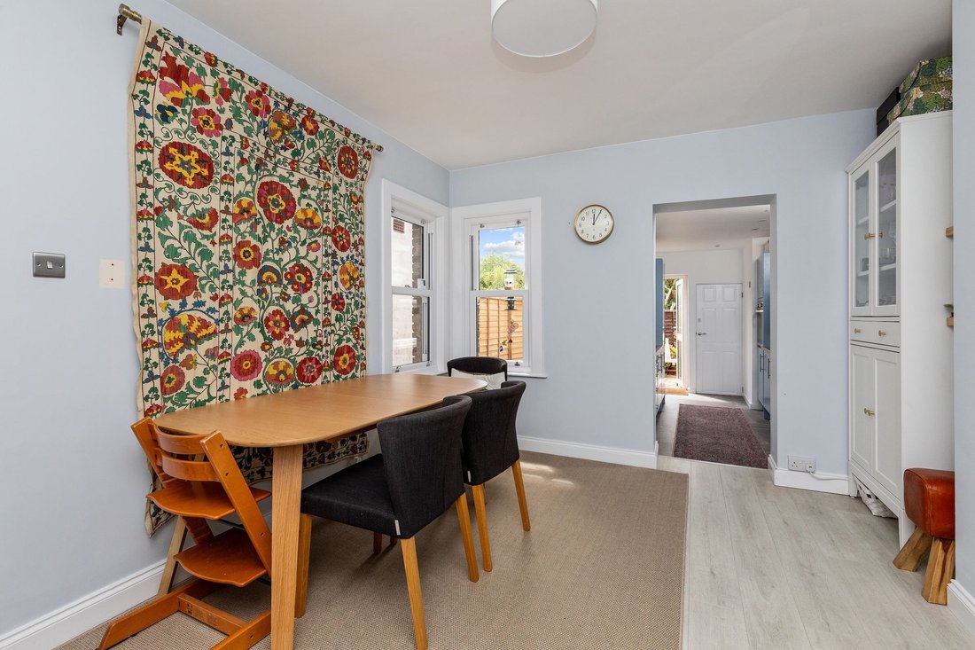 House Horsham In Horsham, England, United Kingdom For Sale (15961549)