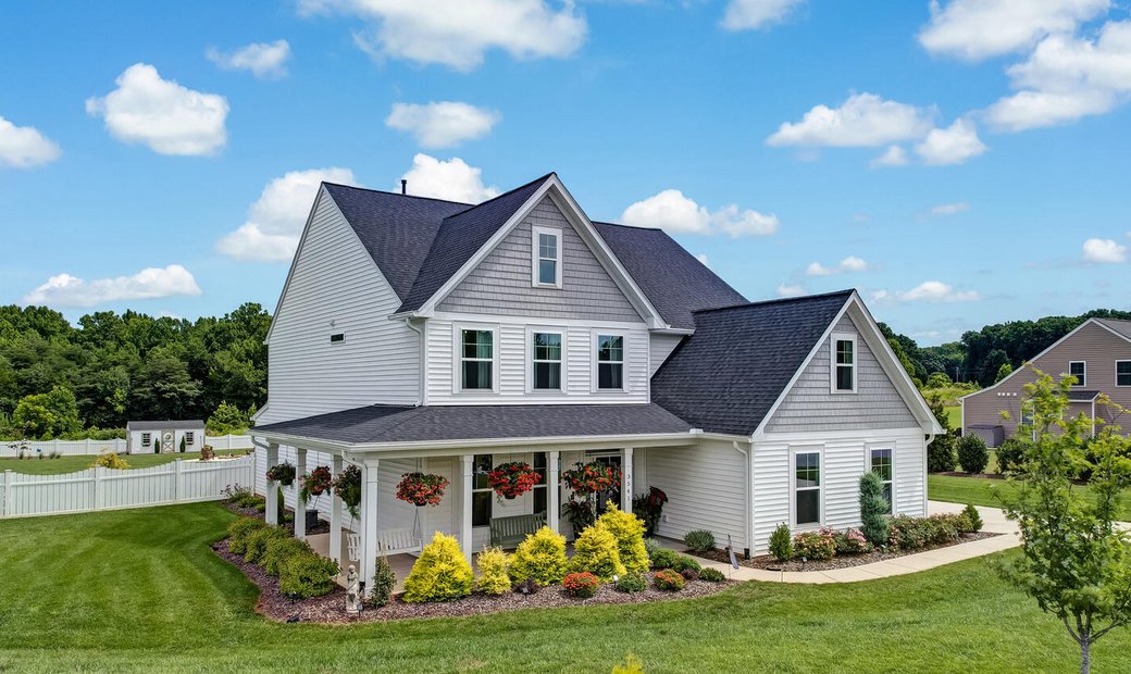 4 Bedrooms Single Family In Browns Summit, North Carolina, United ...