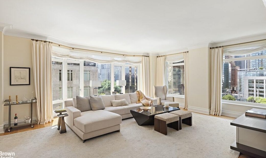 Luxury Living With World Class Building In New York, New York, United ...