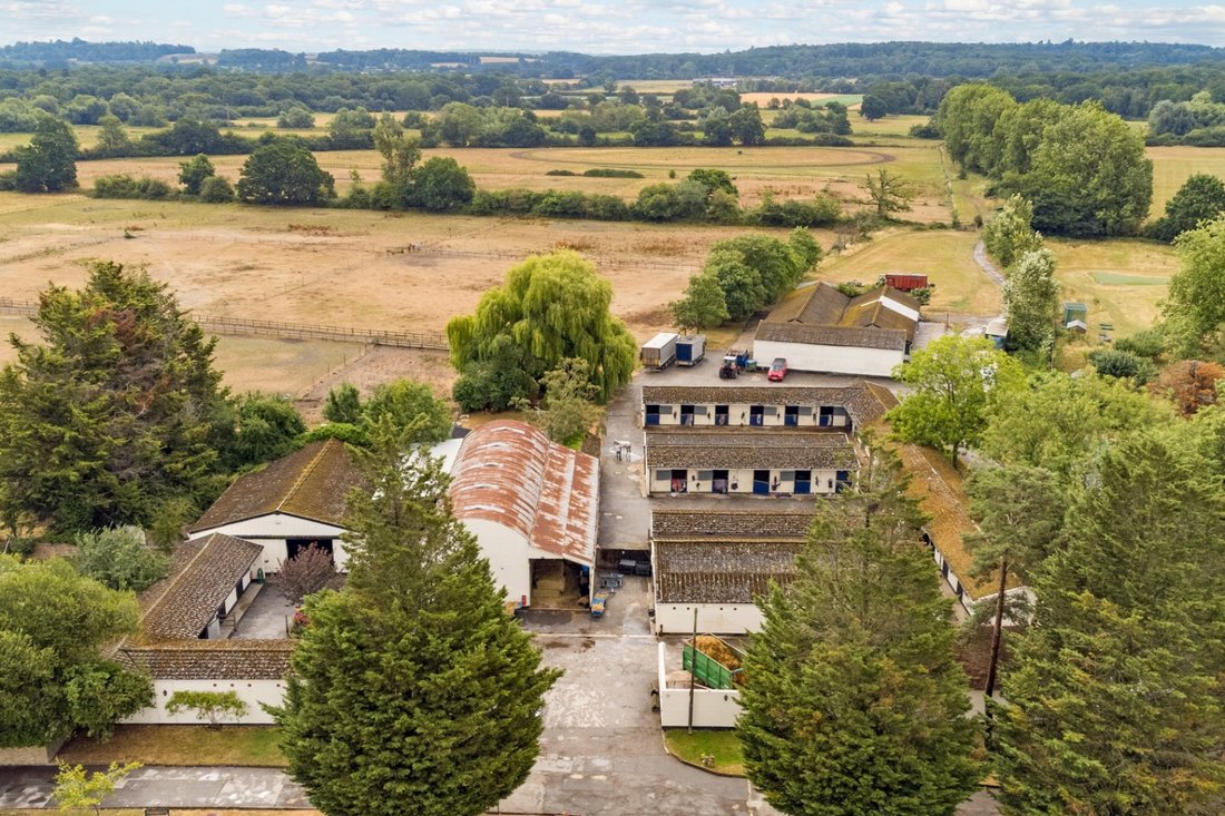 Farm, Hyde End Road, Shinfield, Reading, In Shinfield, England, United ...