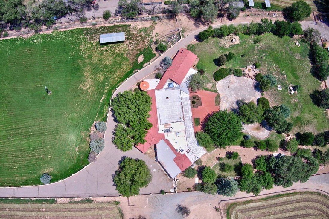 5 Bedrooms Single In Los Ranchos De Albuquerque, New Mexico, United ...