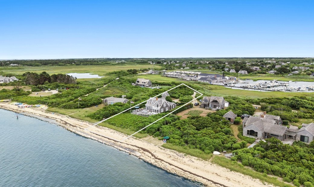 Quintessential Nantucket Cottage On In Nantucket, Massachusetts, United ...