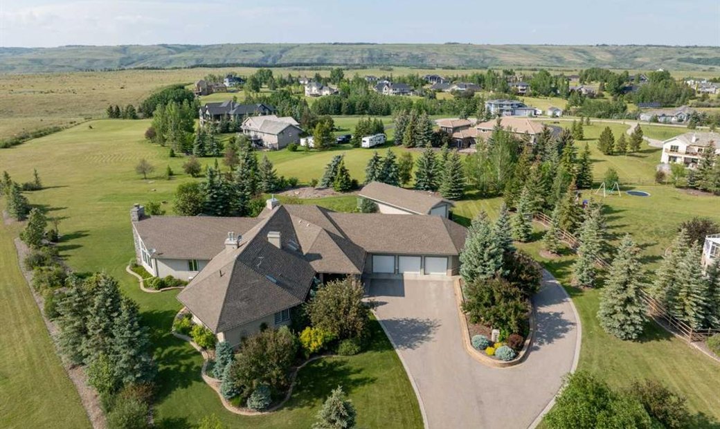 Wunderschöner Ranch Bungalow In Calgary, Alberta, Kanada Zu Verkaufen ...