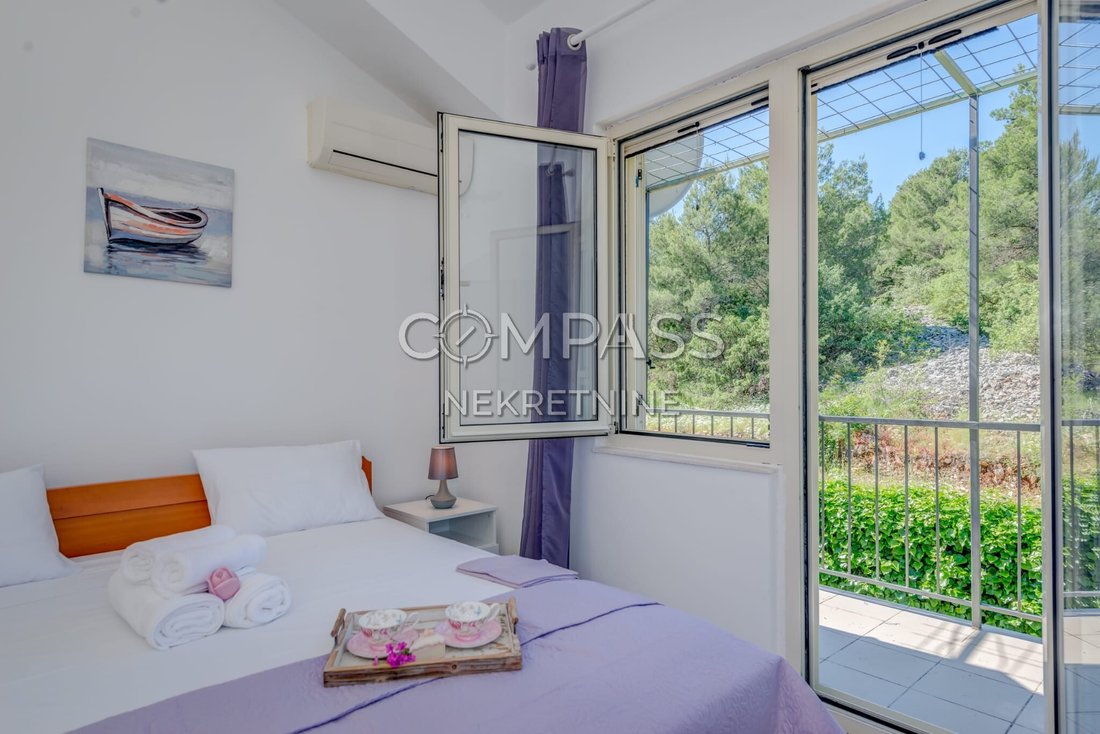 Beautiful House With Spacious In Slatine, Split Dalmatia County ...