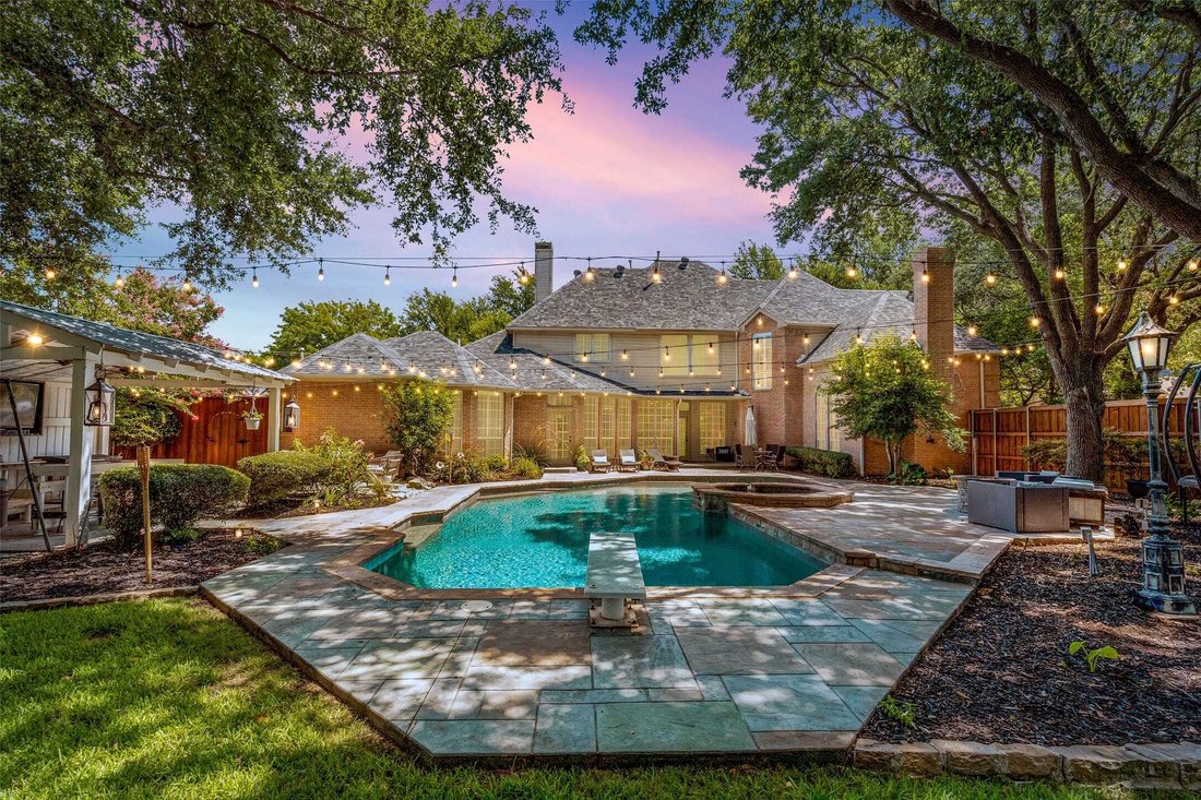 Rare Home On A Premier Creek Lot In Plano, Texas, United States For ...