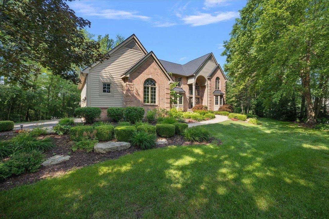 Timeless Classic Colonial Nestled On 4.88 In Novi, Michigan, United ...