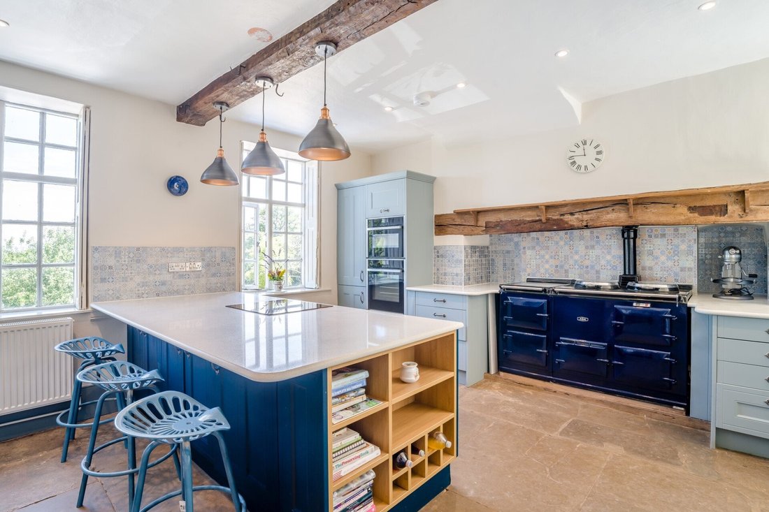 7 Bedroom Detached House For Sale In Newent In Newent, England, United ...