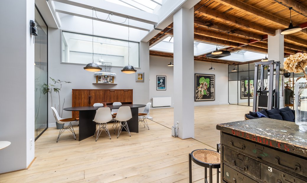 Uniquely Located In A Stunning In Amsterdam, North Holland, Netherlands For Sale (15970276)