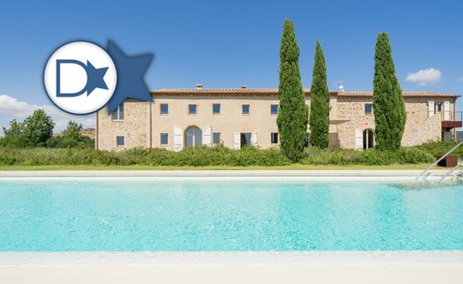 Luxe moderne villas à vendre en Mazzolla, Toscane, Italie | JamesEdition