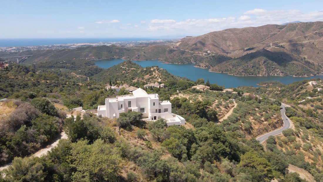 Agencia Inmobiliaria De Lujo En Istán, Andalucía, España En Venta ...