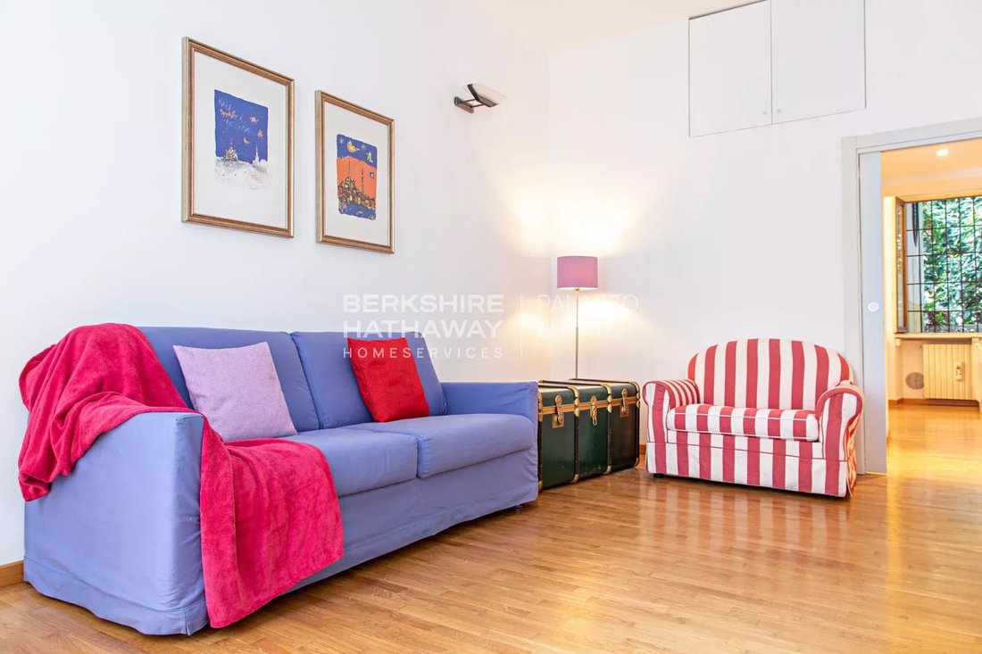 Charming Furnished One Bedroom Apartment In The In Milan, Lombardy ...