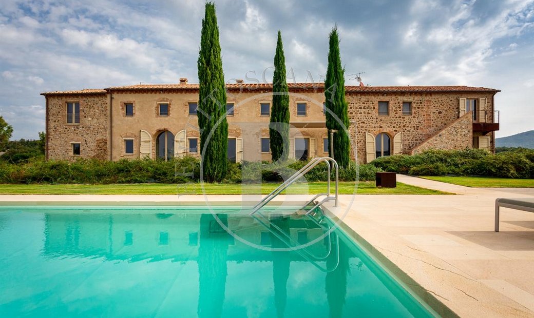 Volterra: Farm With 98 Hectares Of Land With An In Mazzolla, Tuscany ...