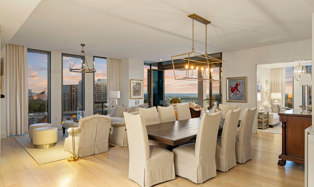 Custom Luxury Condo With Skyline Views At In Atlanta, Georgia, United ...