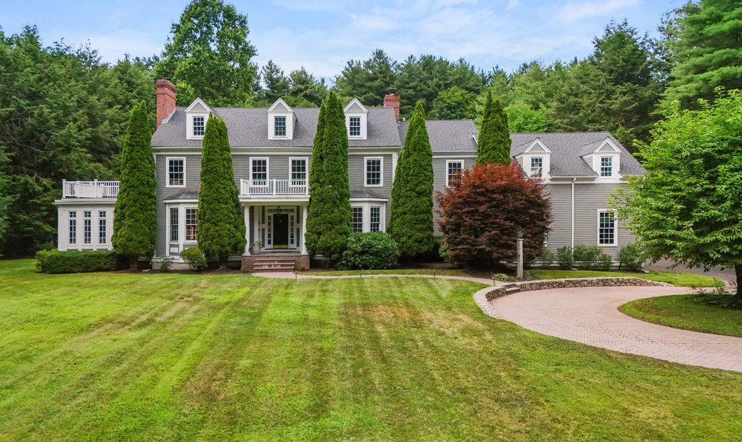 74 Old Connecticut Path, Wayland, En Wayland, Massachusetts, Estados ...