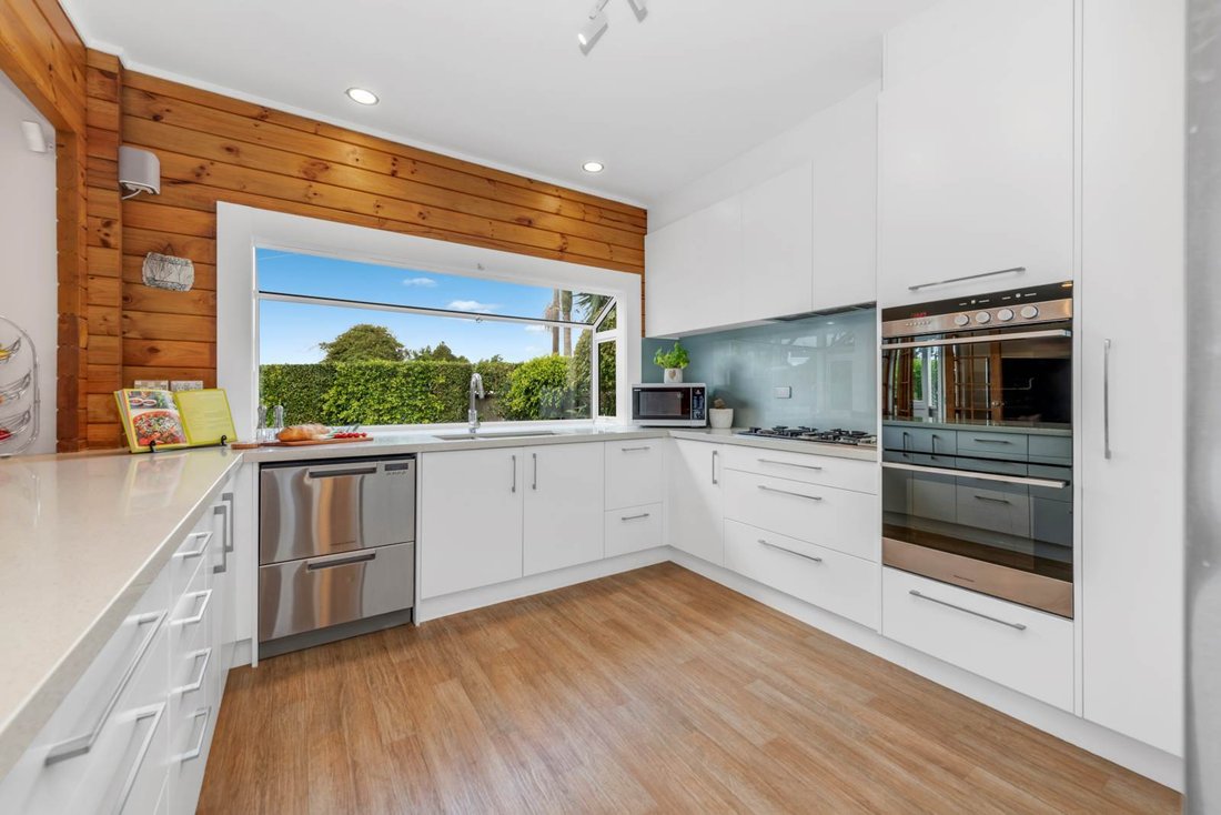 Stunning Half Acre Estate In Beachlands, Auckland, New Zealand For Sale ...