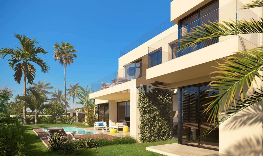 Málaga Villa In Estepona, Andalusia, Spain For Sale (15980705)
