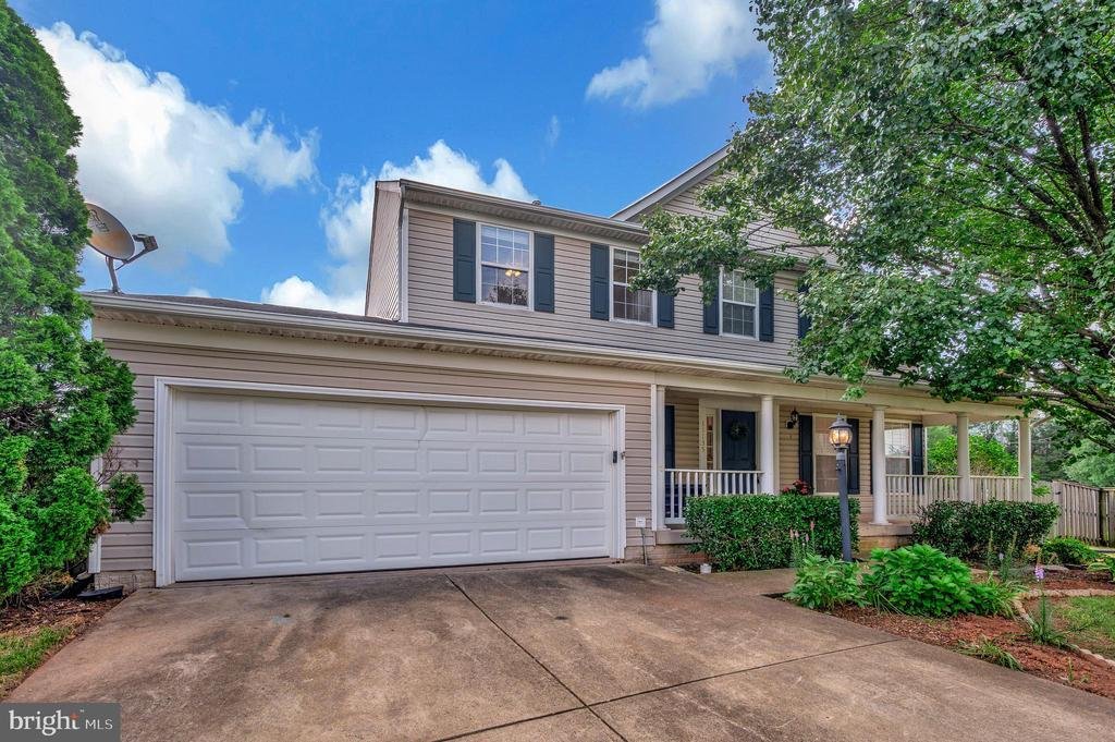 6 Bedrooms Single Family Detached In Bealeton, Va, United States For ...