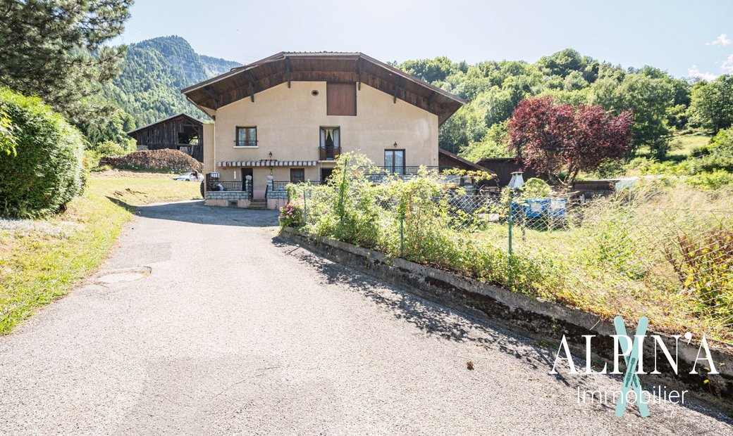 Grand Aigueblanche Chalet In Grand Aigueblanche, Auvergne Rhône Alpes ...
