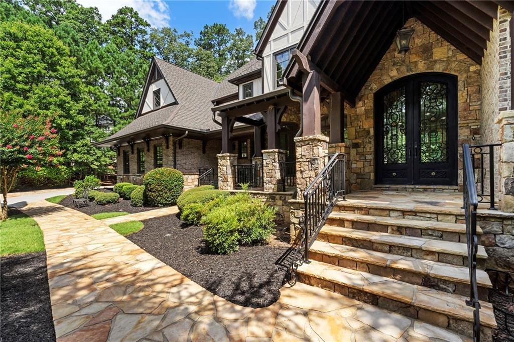 Single Family Home/House Suwanee United In Suwanee, Georgia, United ...