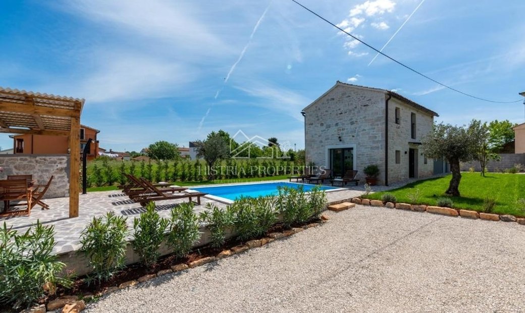 Renovated Istrian Stone House With Swimming In Porec, Istria County ...