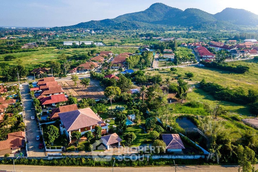 Mansión Exclusiva En Soi 102 En Nong Kae, Tanintharyi (Tenasserim ...