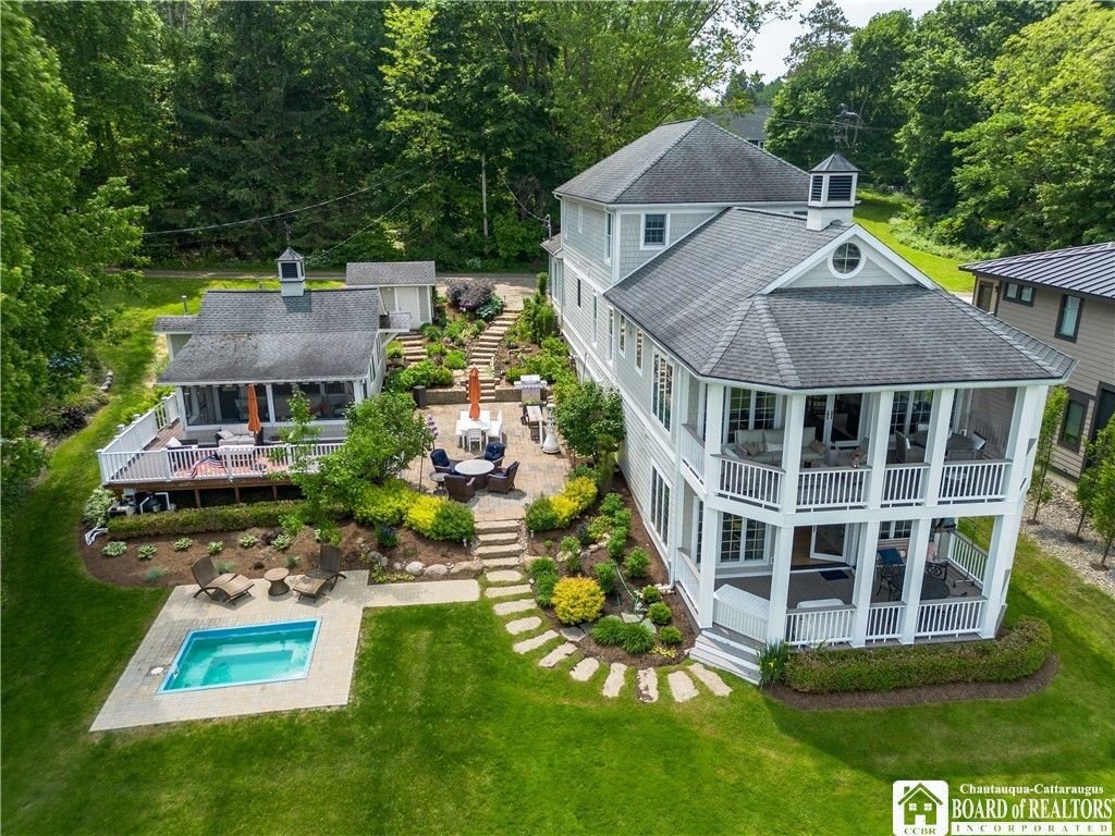 Chautauqua Lake Elegance Mit In Chautauqua, New York, Vereinigte ...