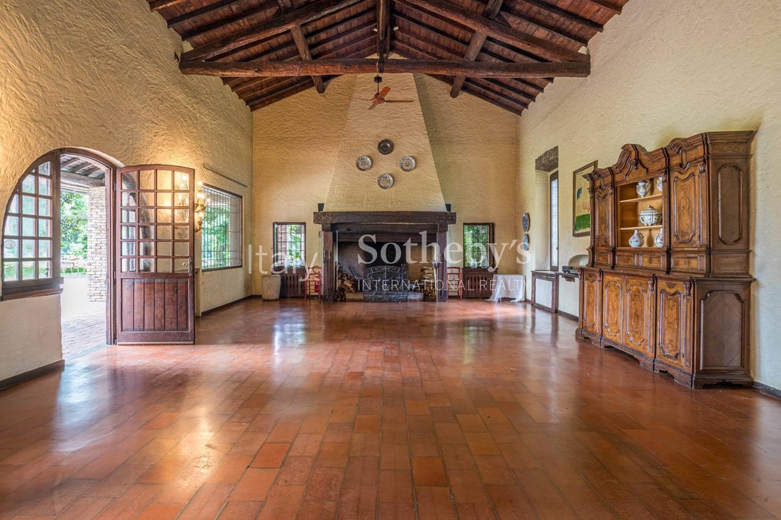 Charming Country Property A Short Drive From Milan In Lombardy, Italy ...