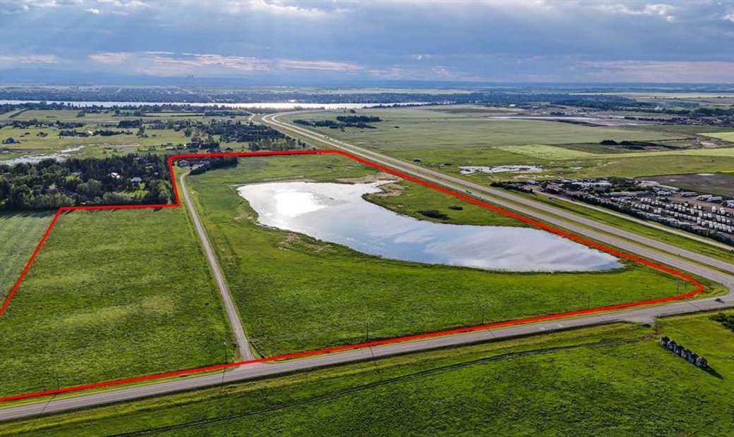 Home And Shop On An Expansive Parcel In Indus, Alberta, Canada For Sale ...