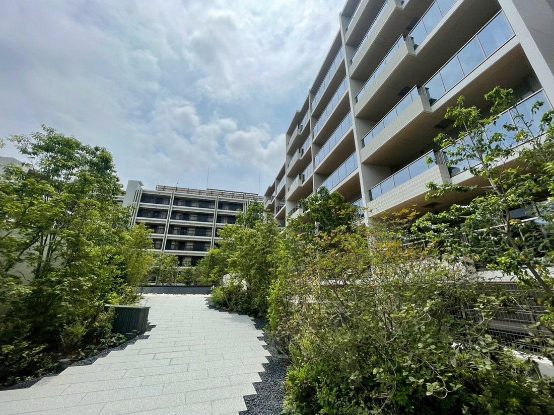 Park City Takadanobaba In Shinjuku City, Tokyo, Japan For Sale (15996483)