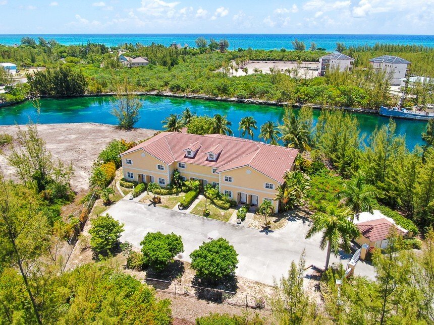 Coastal Comfort At 36 Lancaster Close In Freeport, Freeport, The ...