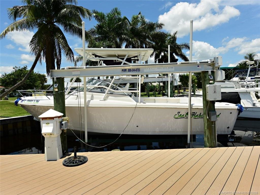 Waterfront Paradise In Stuart–Boater’s Dream In Stuart, Florida, United ...