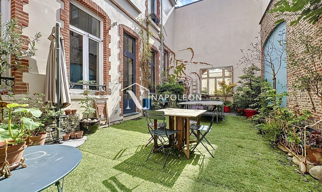 Lille Bourgeoise In Lille, Hauts De France, France For Sale (16002122)