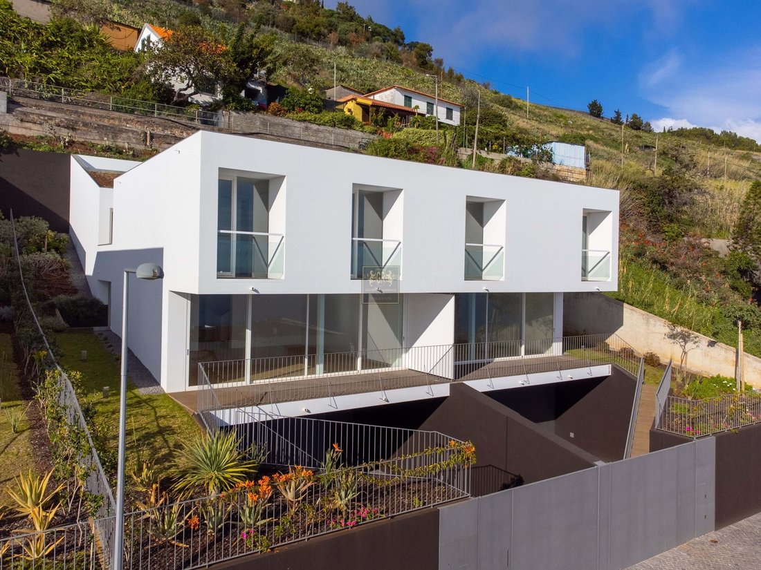 Villa T3 In São Matinho In Sao Martinho, Madeira, Portugal For Sale ...