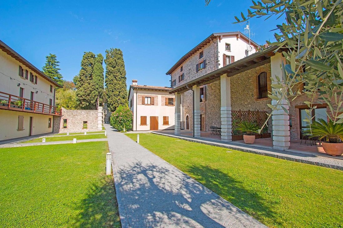 Charming Terraced House In Ancient Monastery Of The 16th In Lombardy ...