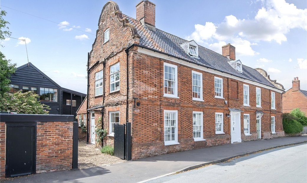 The Mansion House, As Mentioned In Pevsner In Hingham, England, United ...