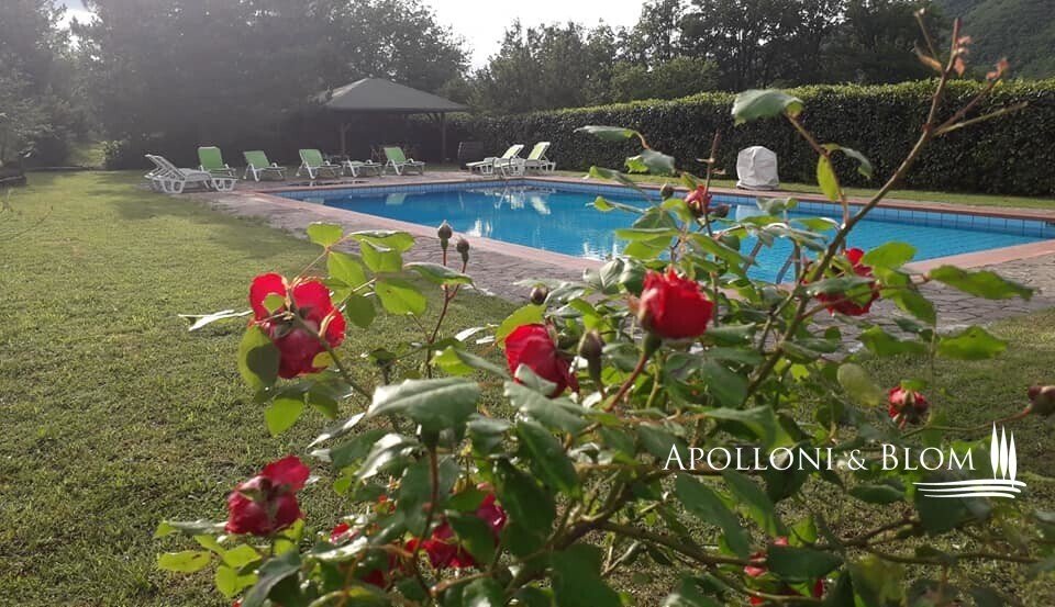 Casale La Verna Con Piscina E Casali Per Ospiti, In Rassina, Tuscany ...
