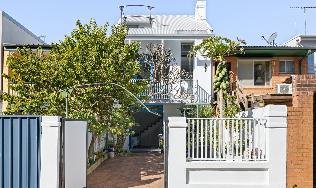 Full Double Brick Home In Annandale, New South Wales, Australia For ...
