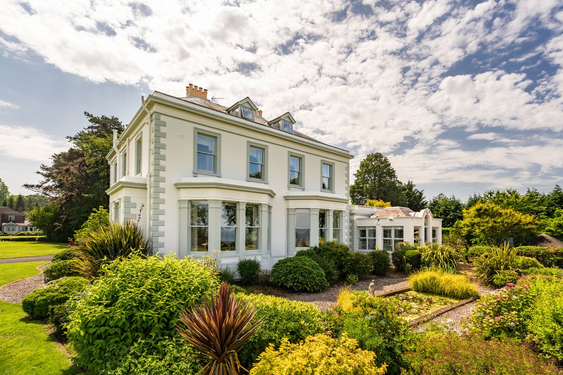 The Grey House In Craigavad, Ireland For Sale (16016553)