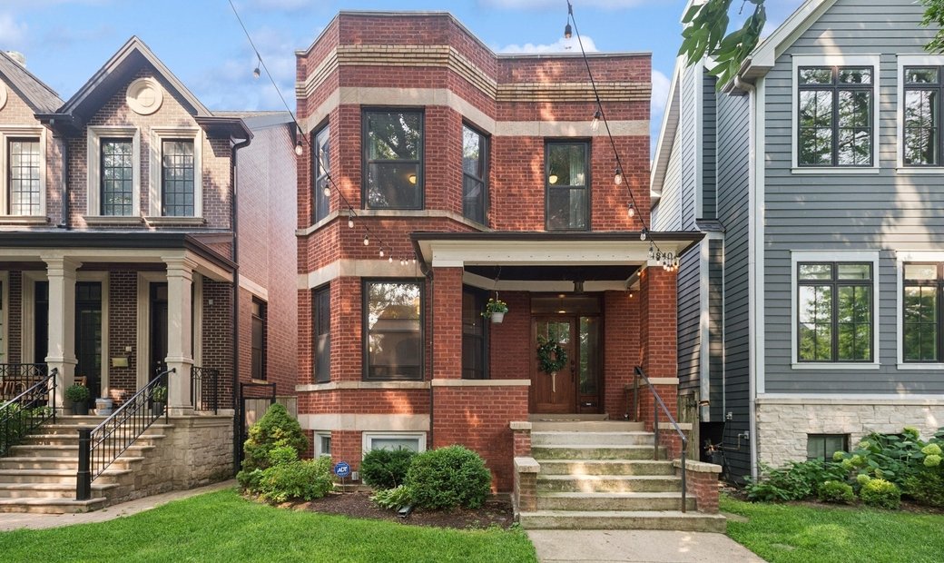 Single Family Home/House Chicago United In Chicago, Illinois, United ...