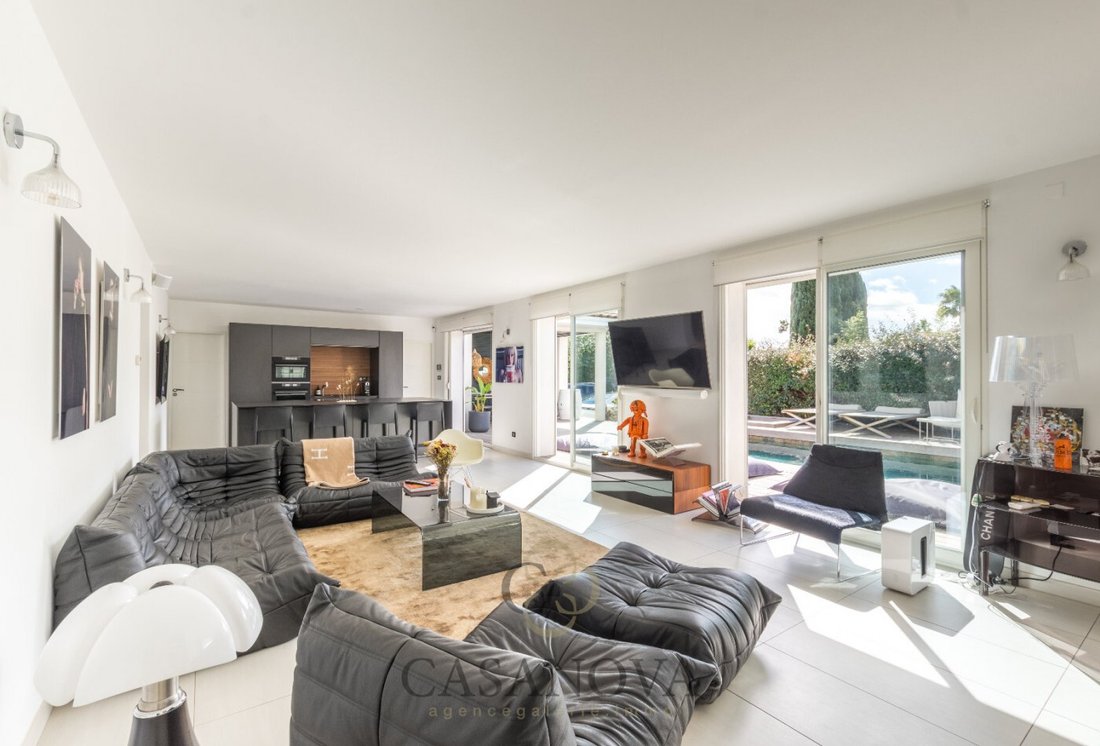 House For Sale In Montpellier, 240m², 8 In Montpellier, Occitanie ...